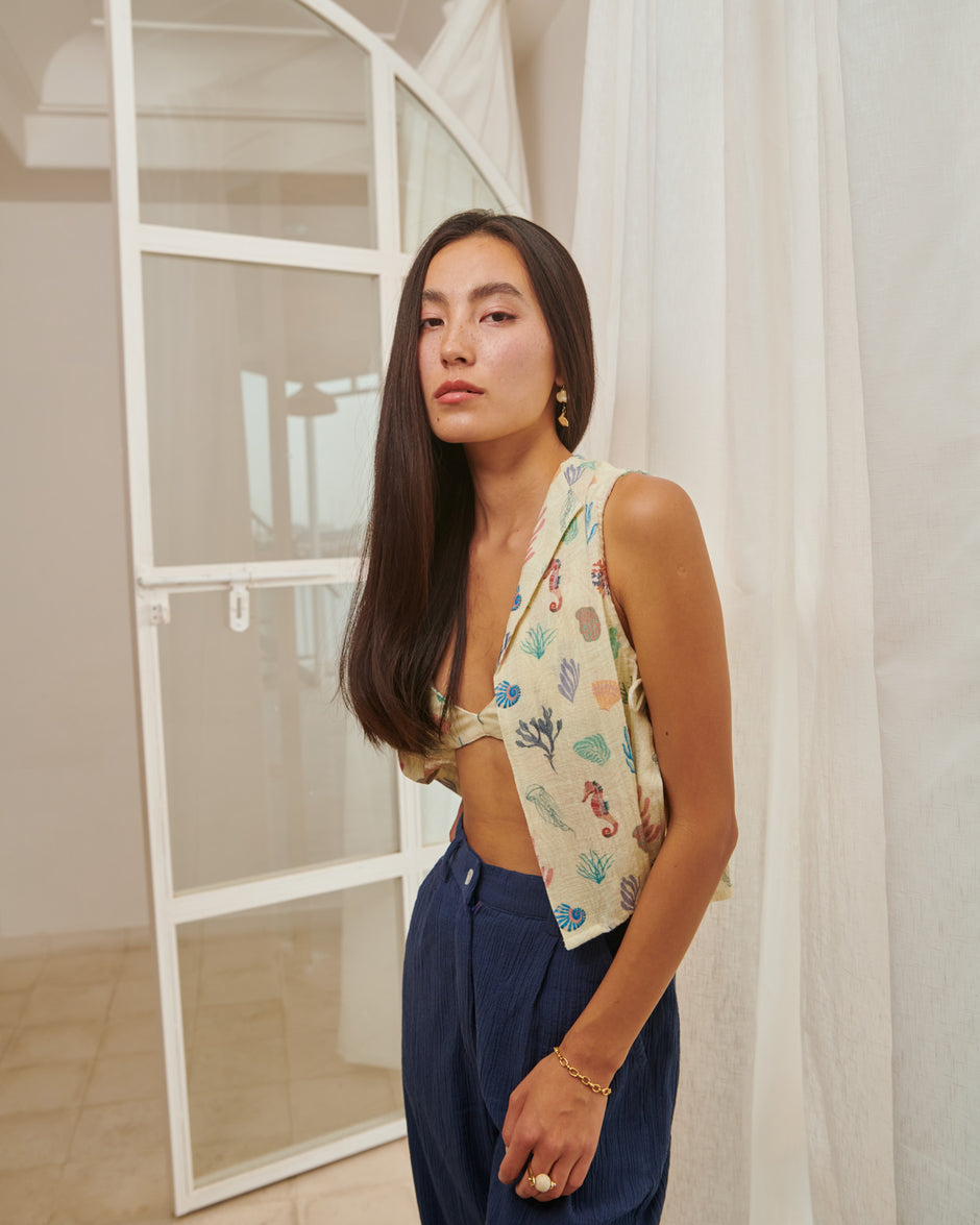 Summer Tops: Shop Beach Wear Tops for Women | Endless Summer – Page 4 ...